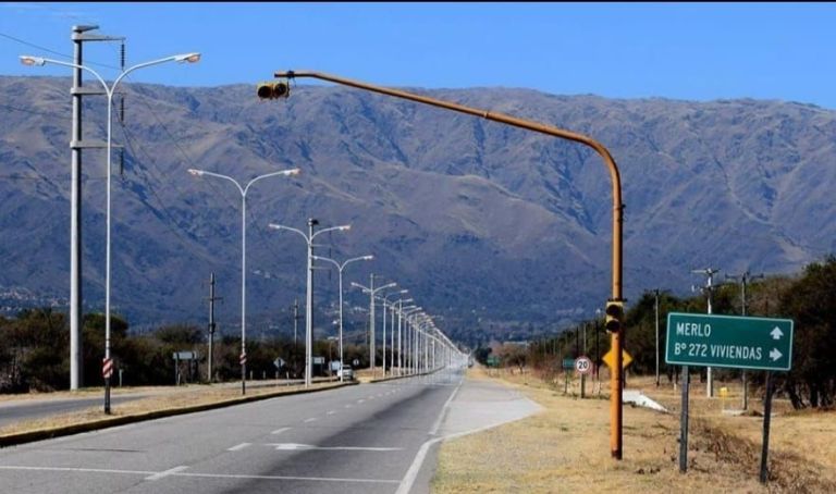 El corredor Santa Rosa-Merlo, que cubre la empresa Panaholma, extendió ...
